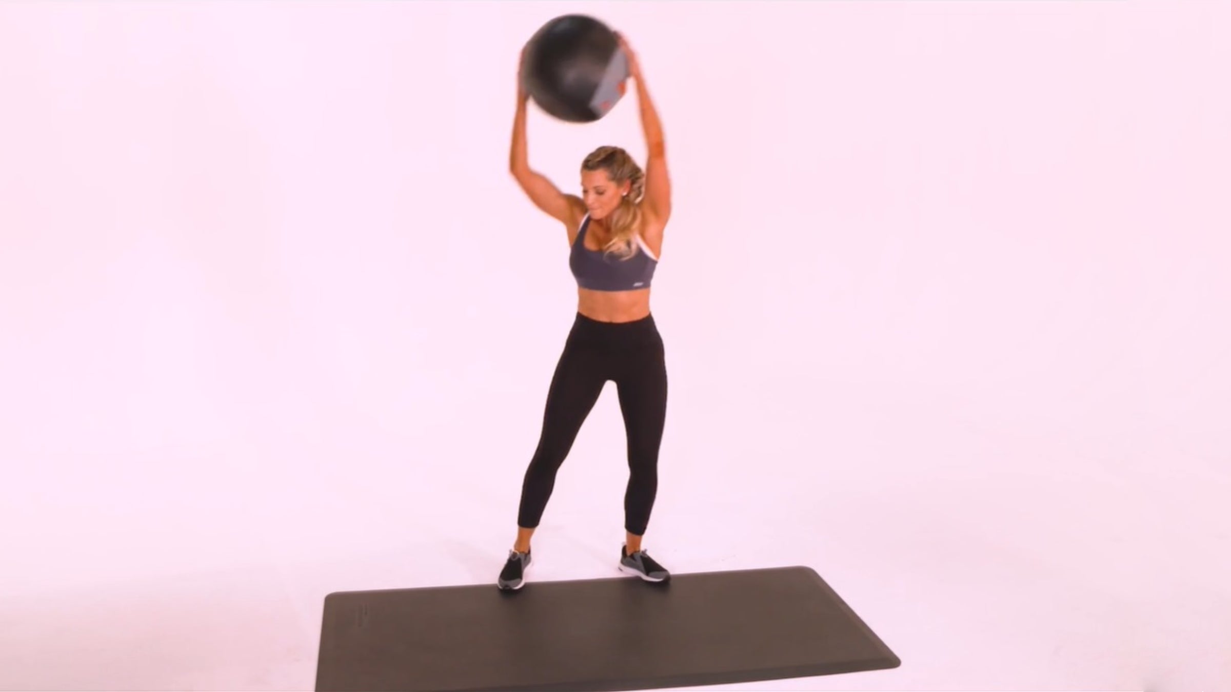 Alternating Medicine-Ball Side Slam | Oxygen Mag