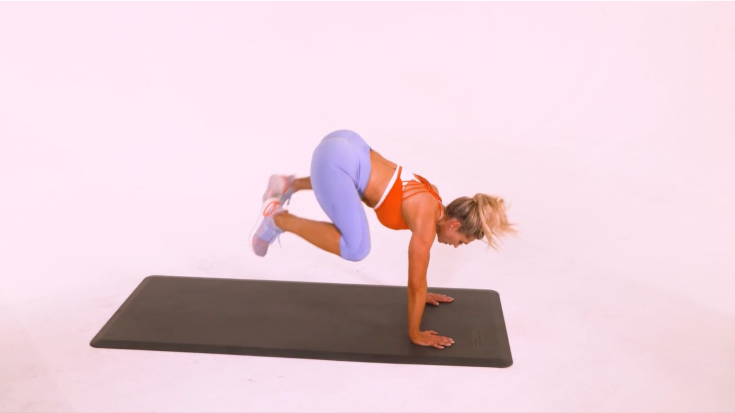 Plank Donkey Kick (Another Angle) | Oxygen Mag