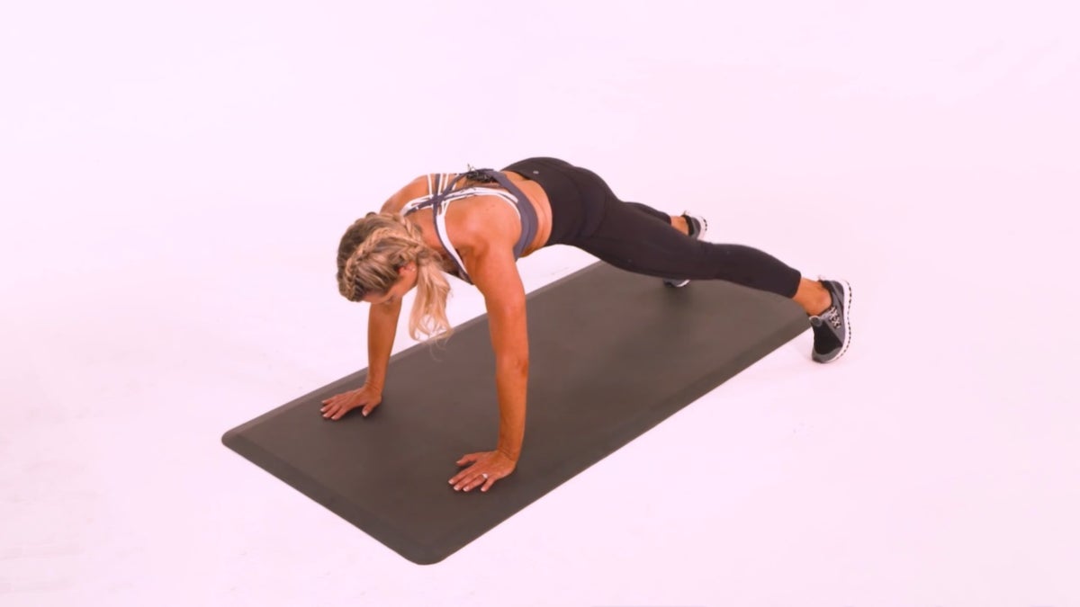 Plank Step-Out - Oxygen Mag